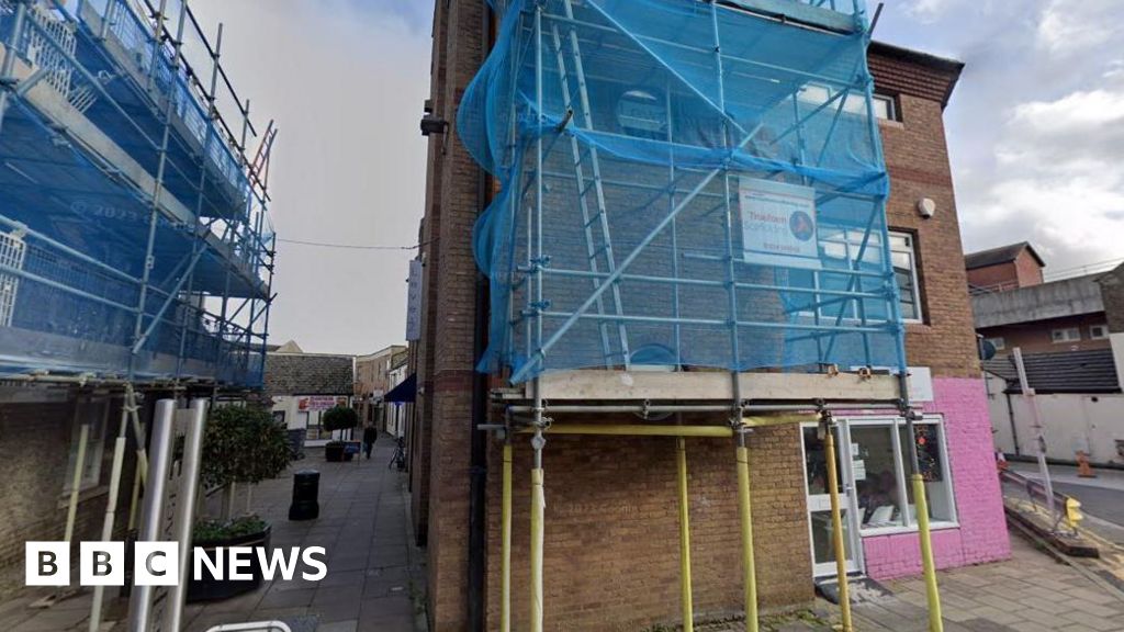 Former Huntingdon nightclub might become boutique cinema - BBC News