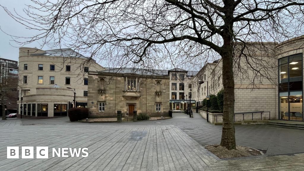 Tech company aims to create 150 jobs in Newcastle - BBC News