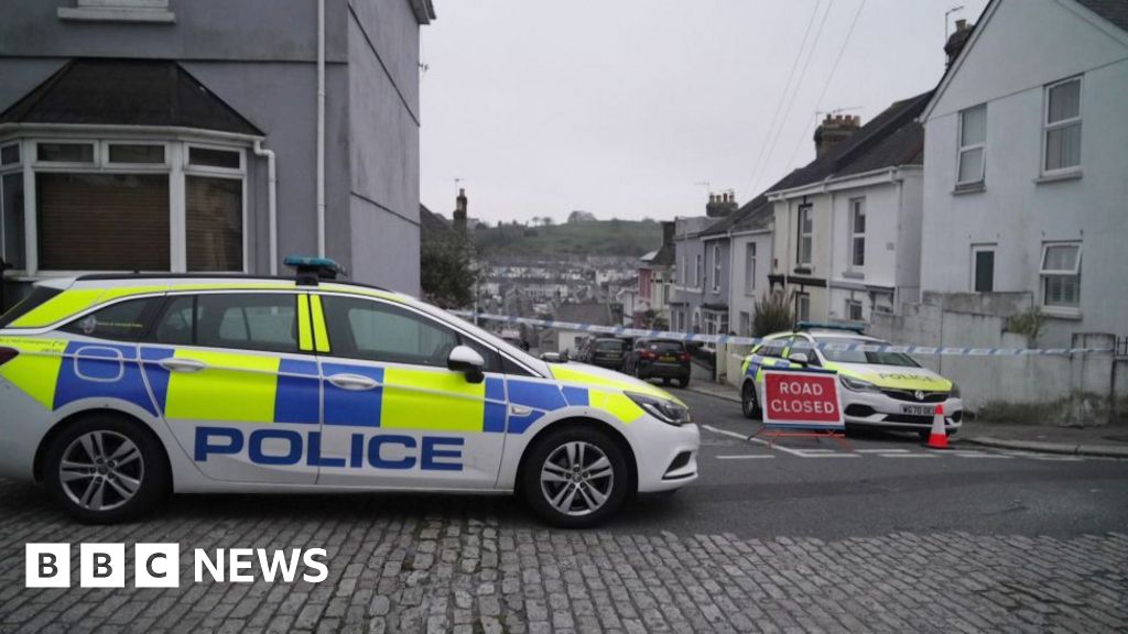 Man cleared of Shane Sweet murder sentenced over death knife - BBC News