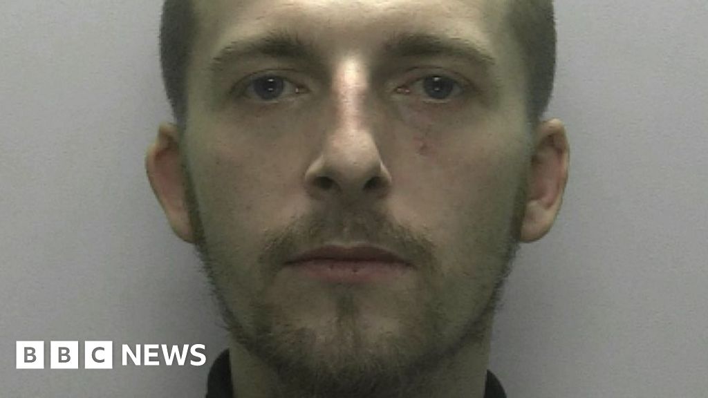 Man in 100mph police chase jailed for cocaine possession jailed - BBC News