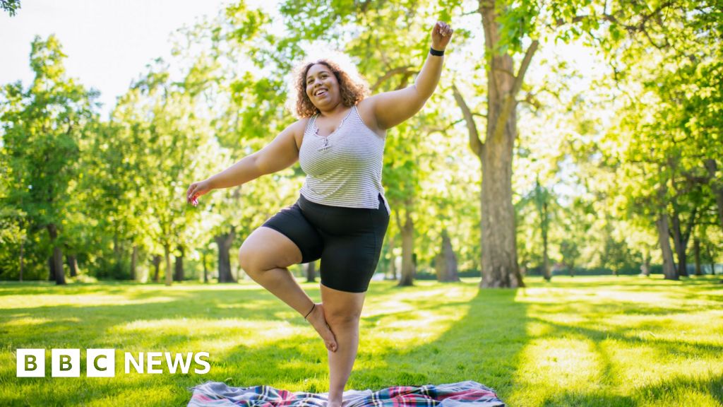 How can you improve your balance? - BBC News
