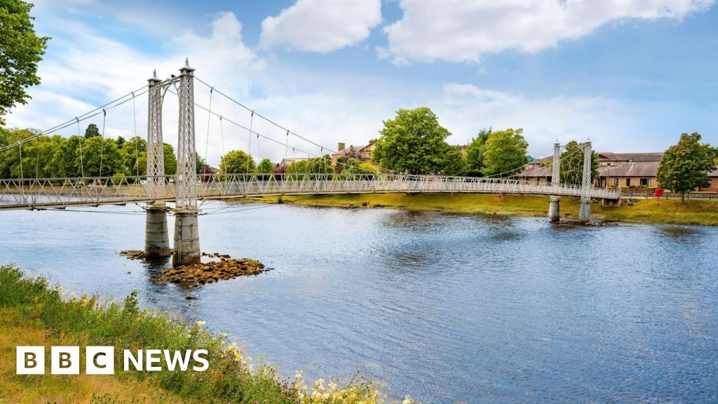 Inverness' Infirmary Bridge closed after damage discovered