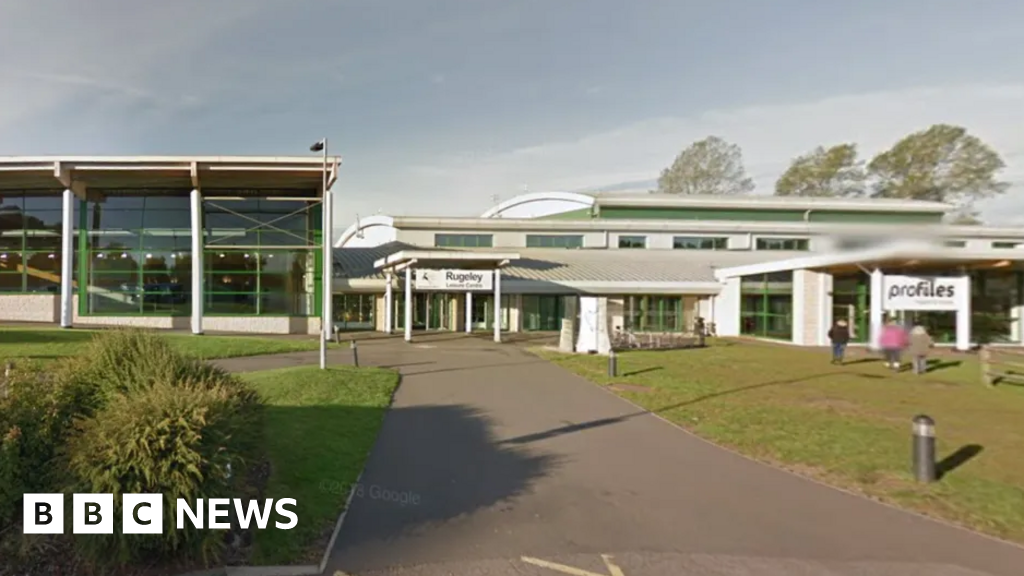 Work to re-open Rugeley swimming pool set to begin after flood - BBC News