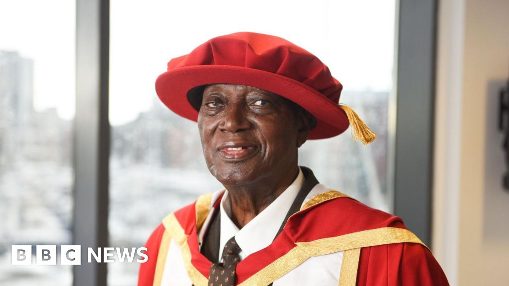 Tributes paid to Ipswich's first black mayor Dr Albert Grant - BBC News
