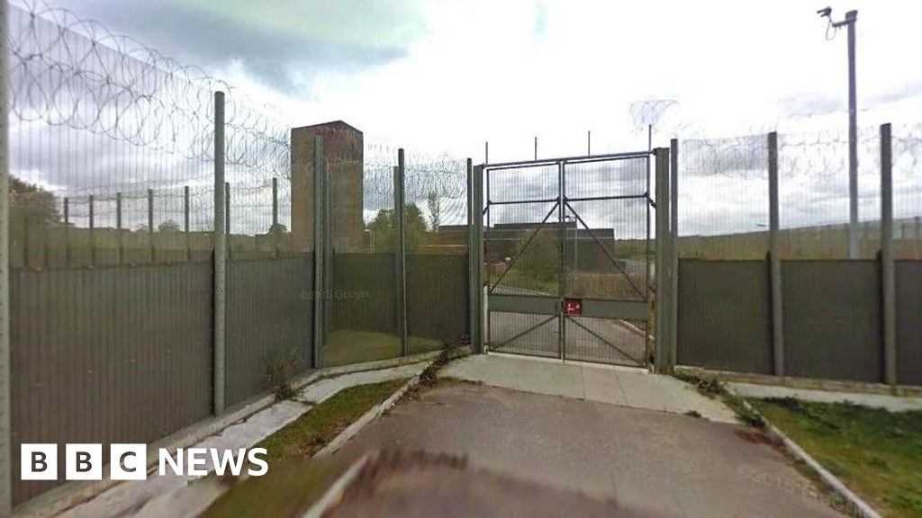 Highpoint prison not rehabilitating inmates for release - report - BBC News