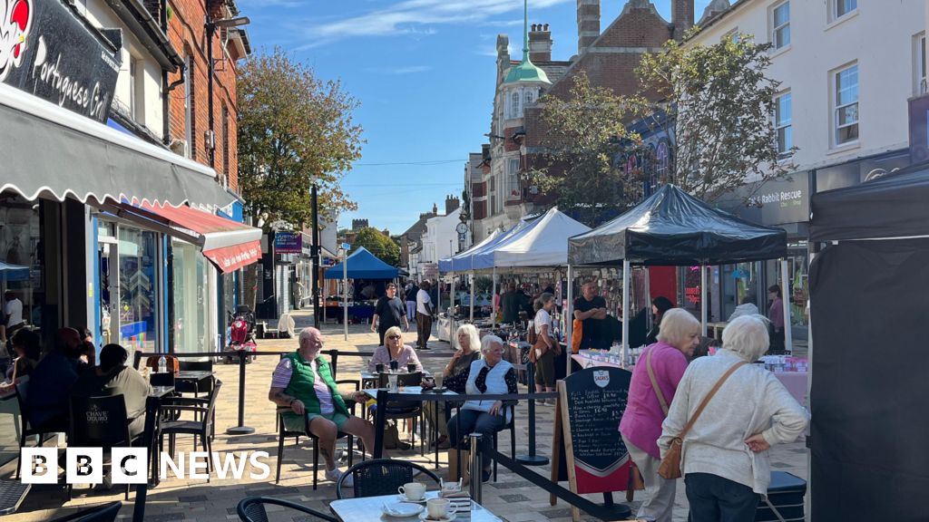 Return of Littlehampton street market a 'lift for the town'