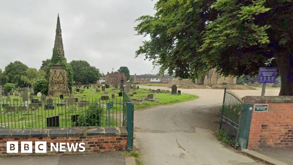 Wakefield's cemetery provision must be priority, councillor says