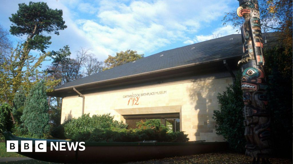 Middlesbrough Captain Cook Museum closure proposals put on hold - BBC News