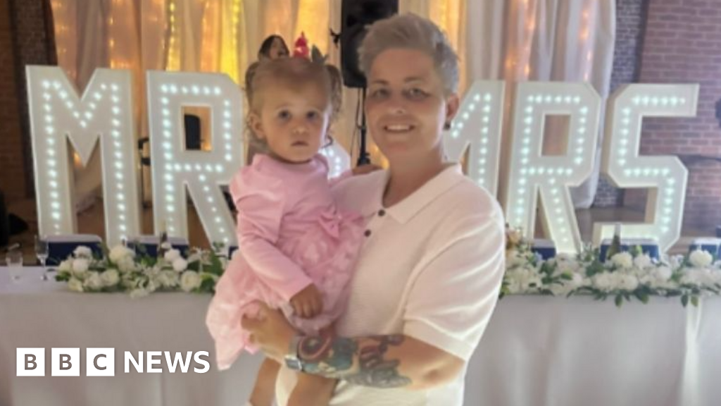 Wednesfield kidney transplant recipient urges people to donate