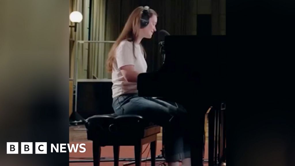 Would it be OK if Sigrid came Home to You? - BBC News