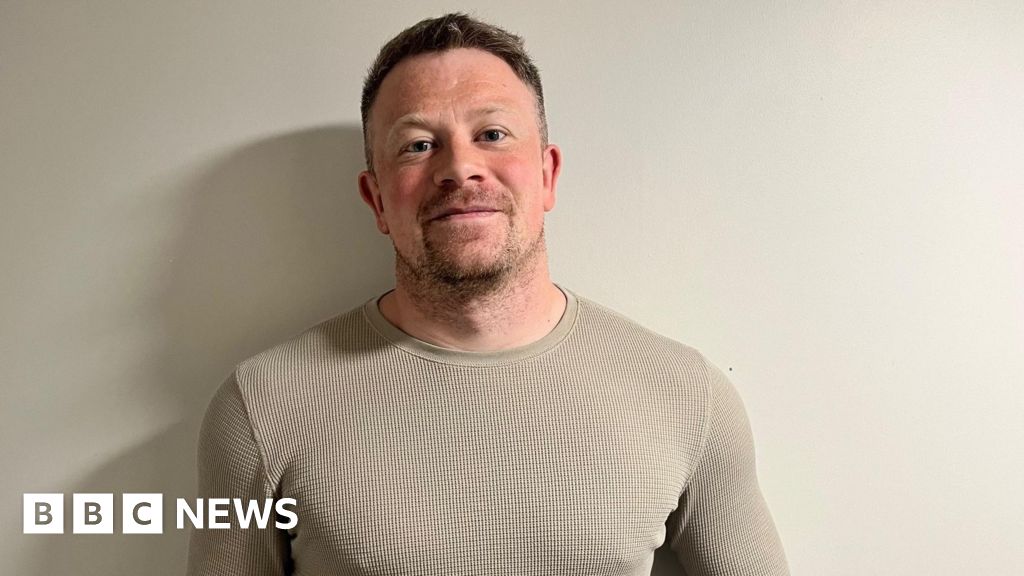 Former addict who spent up to £400 a day on cocaine now helping others