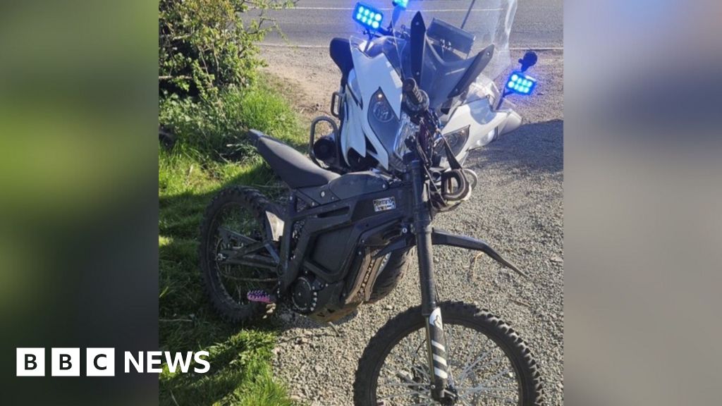 Police seize motorbike in Lincoln after rider fails to stop