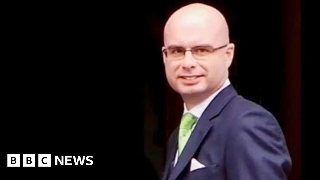 Humber NHS chief Jonathan Lofthouse off work after clash