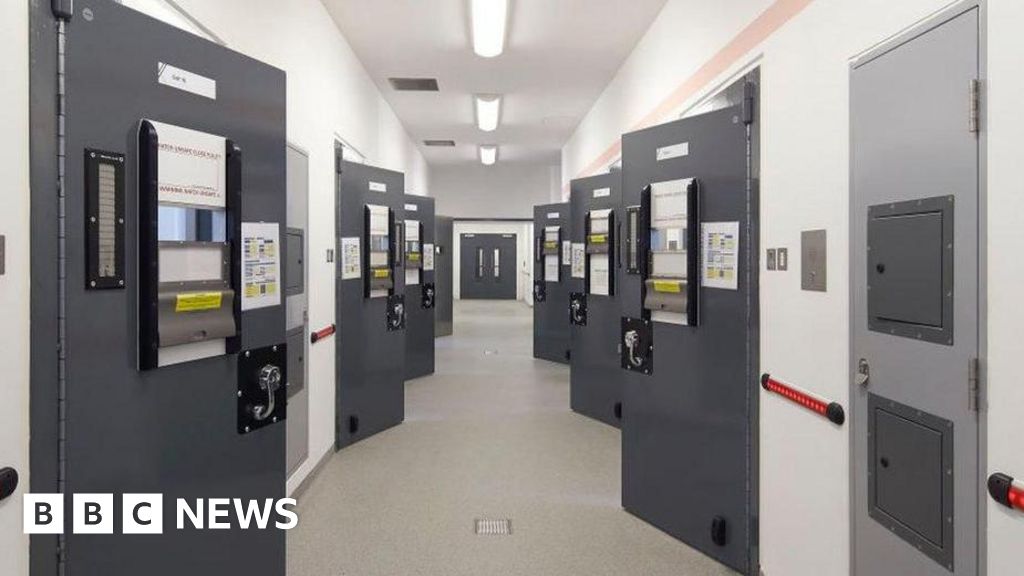 Prisoners to be asked to rate experience in police cells