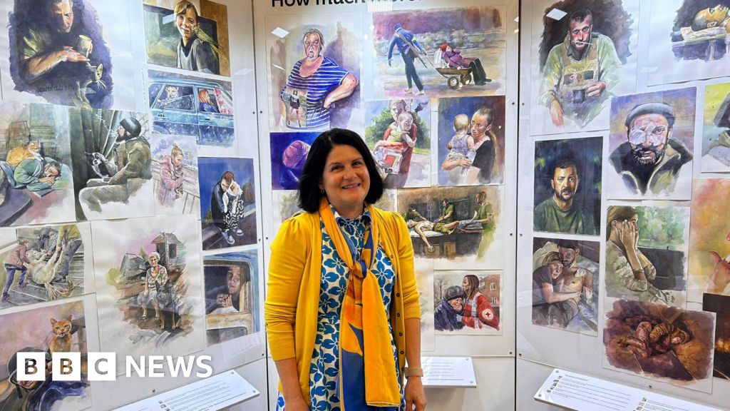 Cornwall artist paints tribute to Ukraine's 'resilience' - BBC News