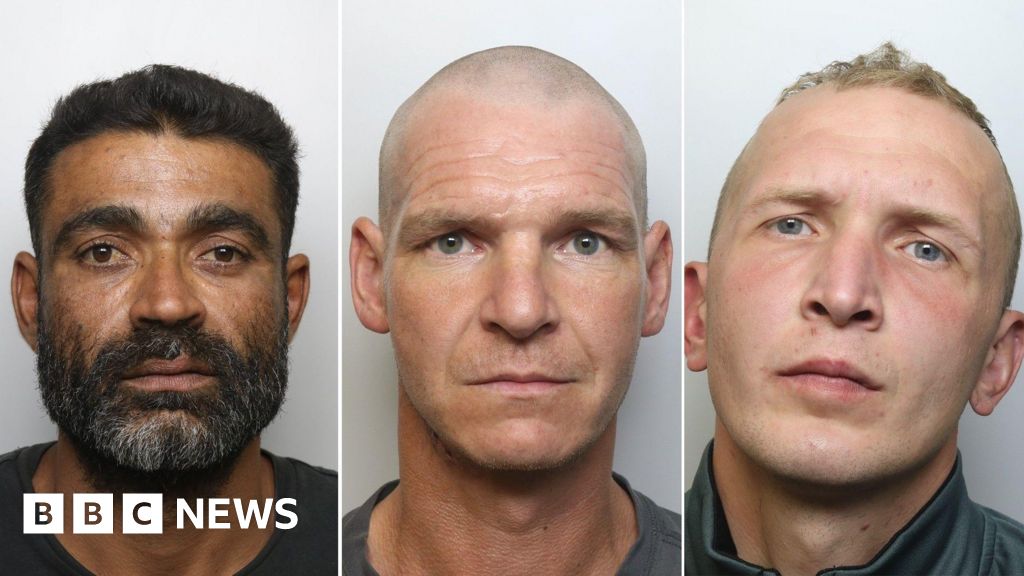 Harehills disorder: Three jailed for setting fire to bus in Leeds - BBC ...