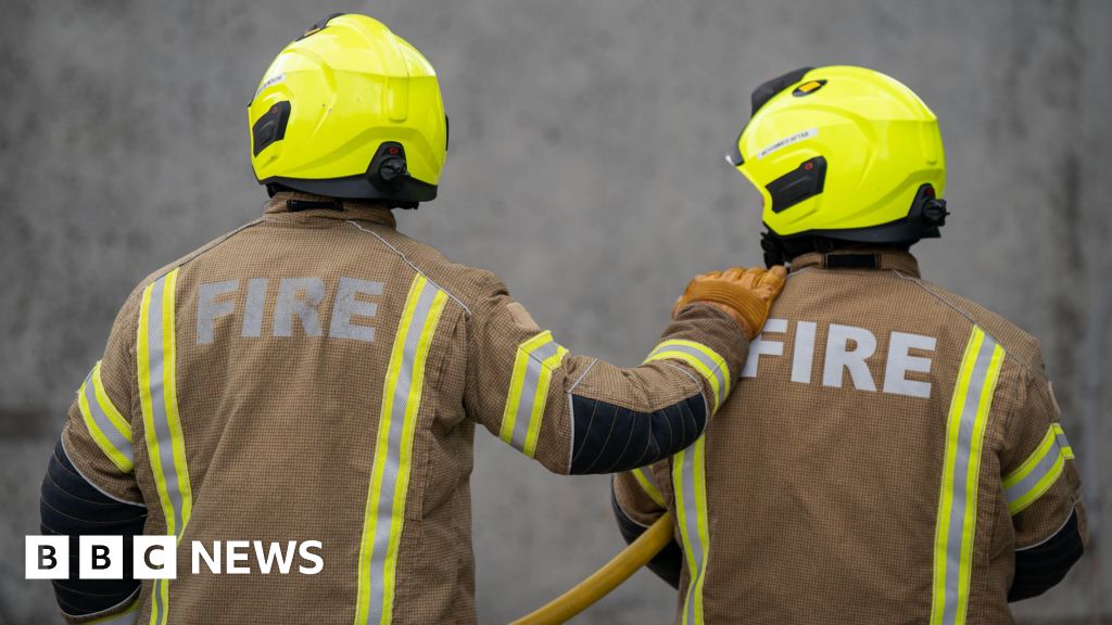 Wolverhampton murder probe after man dies and four injured in house fire