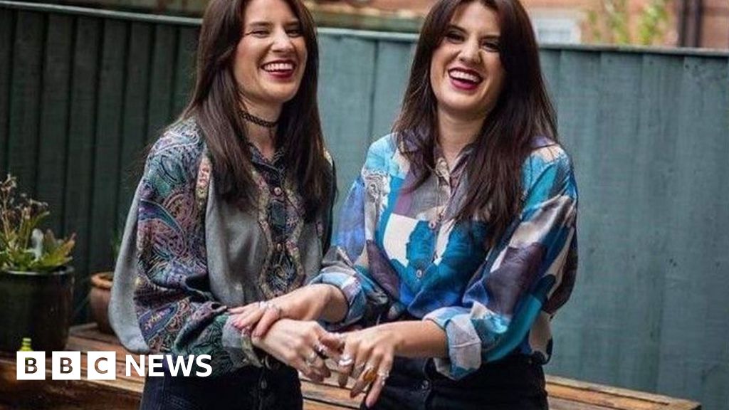 Berkshire: Swim training gives crocodile attack twin 'flashbacks' - BBC ...