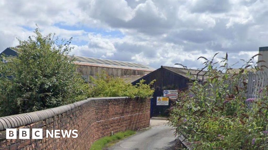 Attempted murder charge over Wolverhampton shooting - BBC News