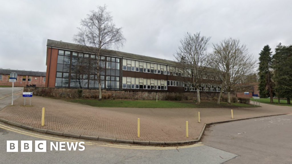 Police probe missing kitchen knives at Banchory school