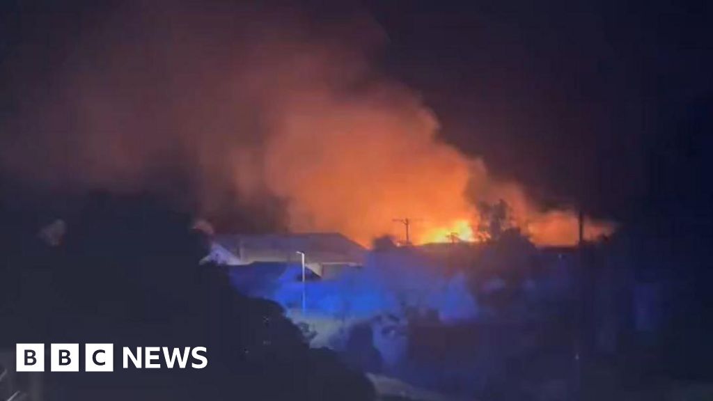 Firefighters tackle 'large' Devoran industrial unit blaze - BBC News