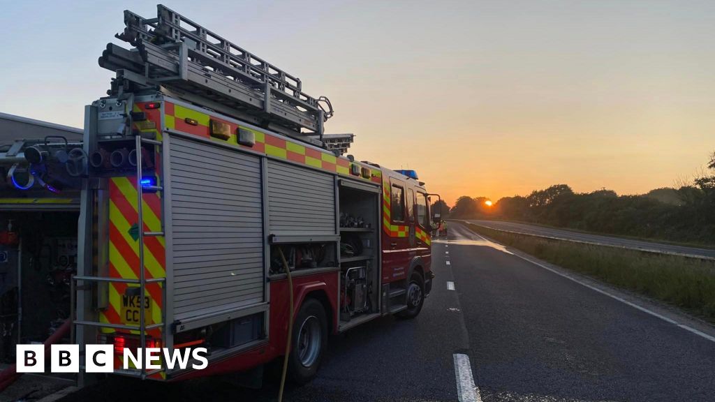 Fire crews fight 'large vehicle fire' on A30 near Newquay - BBC News