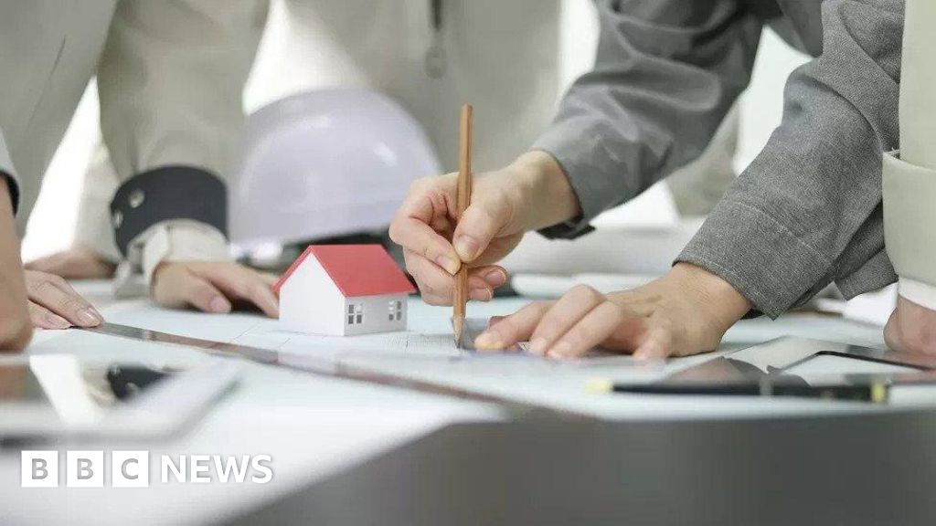 Three Surrey councils face planning department cutbacks - BBC News