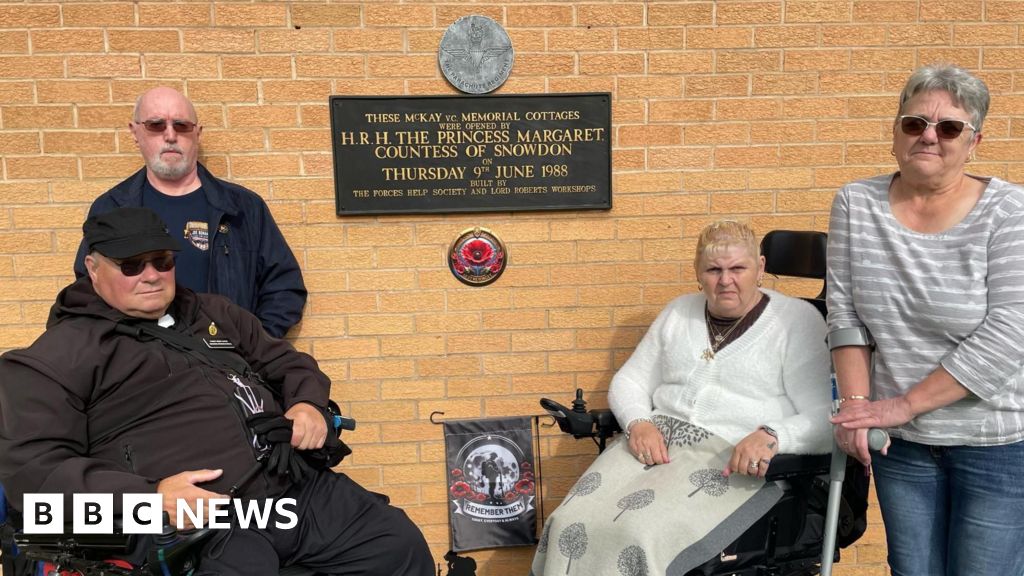 Barnsley veterans feel 'let down' by sale of military cottages - BBC News