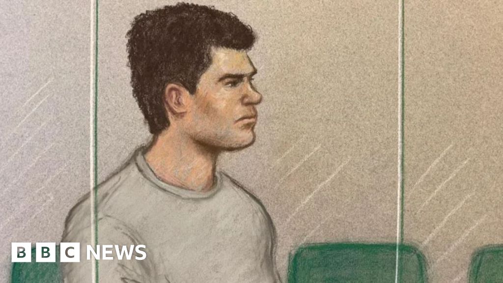 Rape-accused Met officer 'very needy', court hears - BBC News