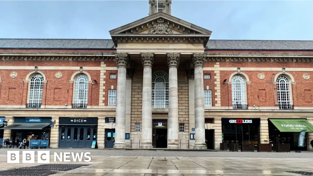 Glinton development of 24 homes refused a second time by council - BBC News