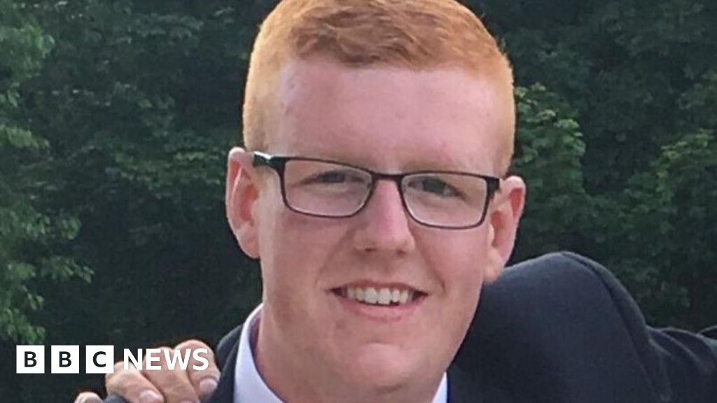 Two men in court charged with Glasgow murder - BBC News