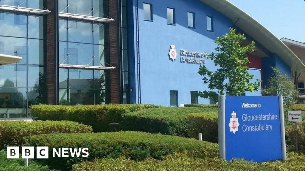 Gloucestershire Police answering calls 'more quickly' - BBC News