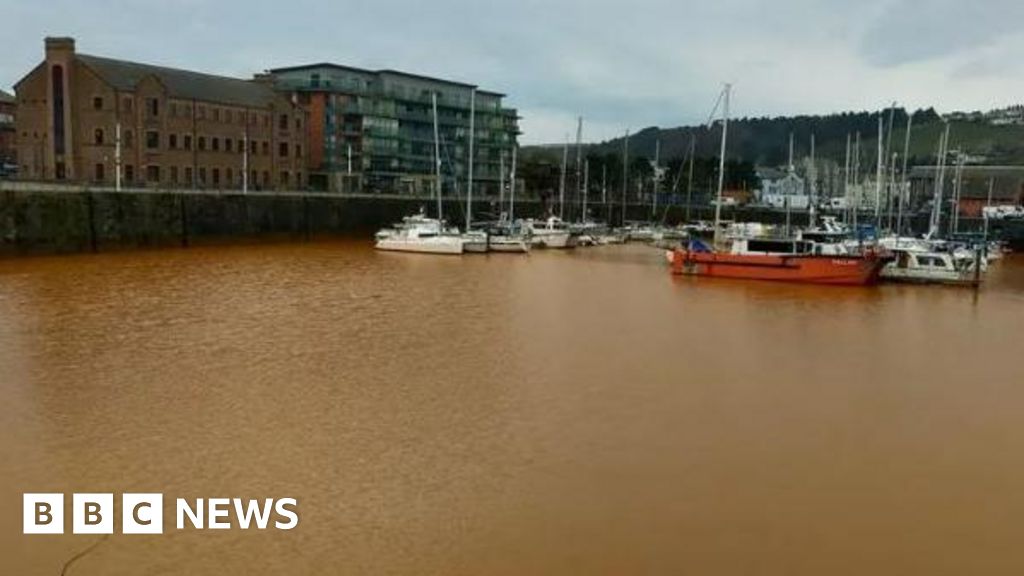 Hope and 'frustration' on Whitehaven Harbour's brown water - BBC News