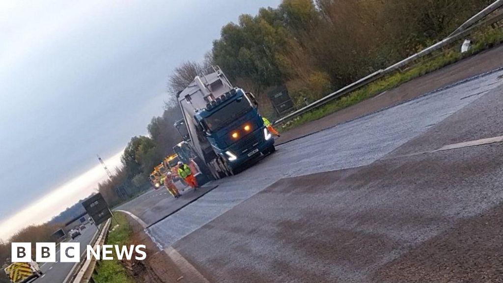 M49 traffic: Motorway reopens after four-vehicle crash