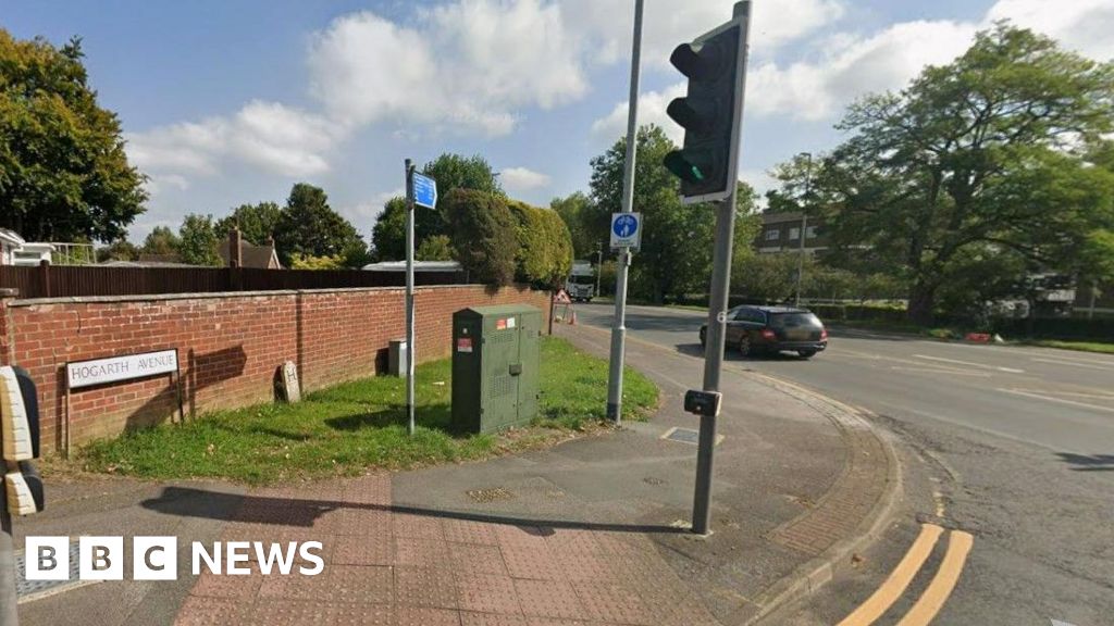 Man released after pedestrian dies in Calcot crash