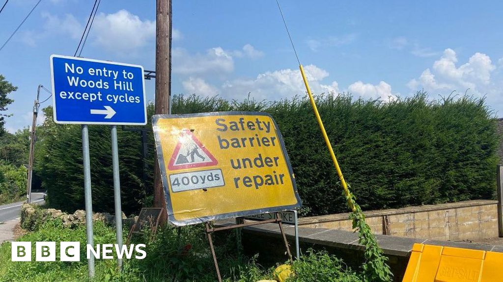 A36 traffic: Fears of gridlock amid months of roadworks - BBC News