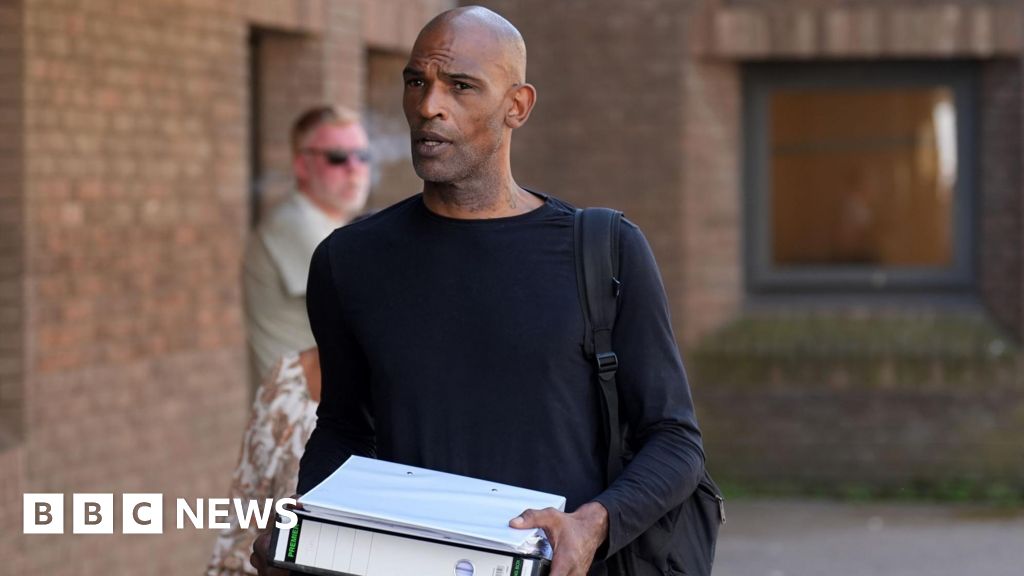 Man accused of coroner kidnap plot was 'acting for the King'