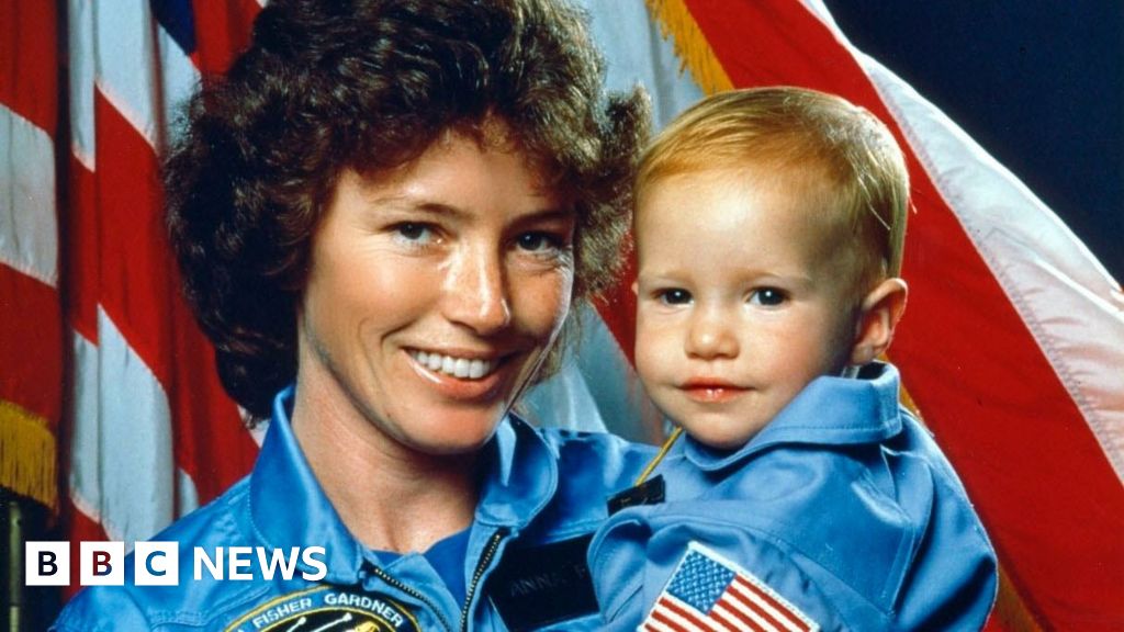 First mother in space: People questioned if I was a good mum - BBC News