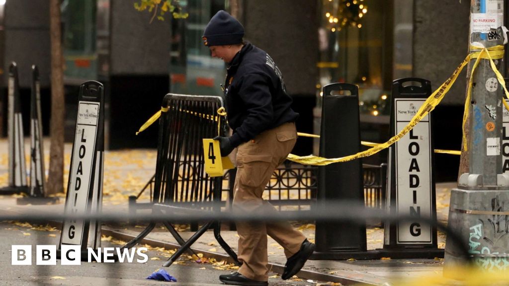 How the NYC shooting of the UnitedHealthcare CEO unfolded - BBC News