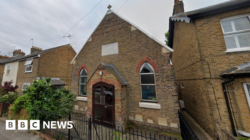 Eton Wick Methodist Church office conversion given green light - BBC News