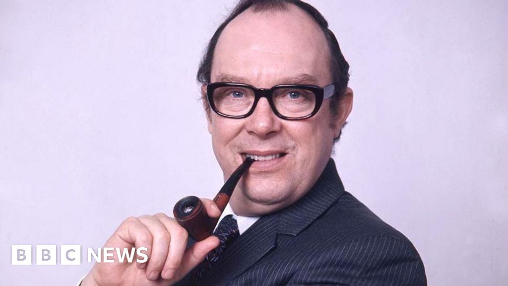 'Really lucky' museum puts Eric Morecambe items on show