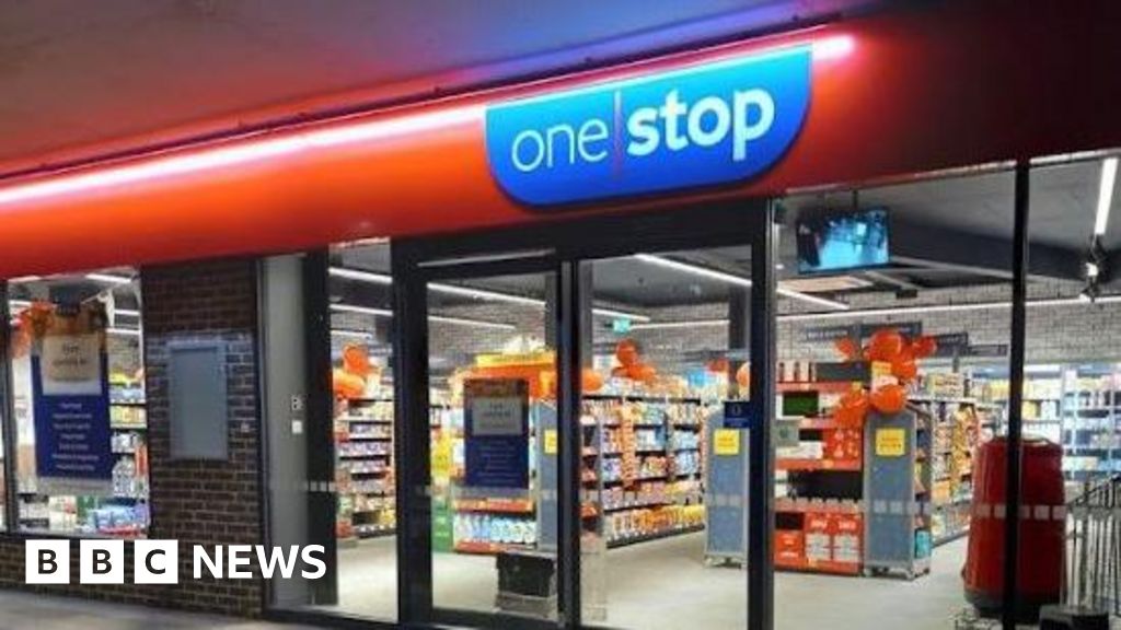 Man charged after Amesbury shop knifepoint robbery