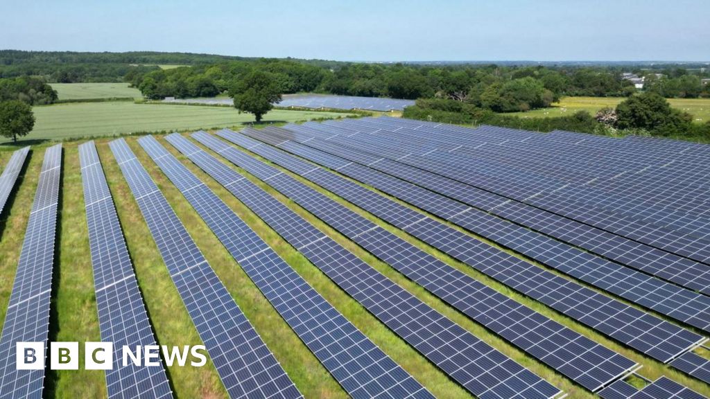 Large Whitchurch solar farm gets go ahead