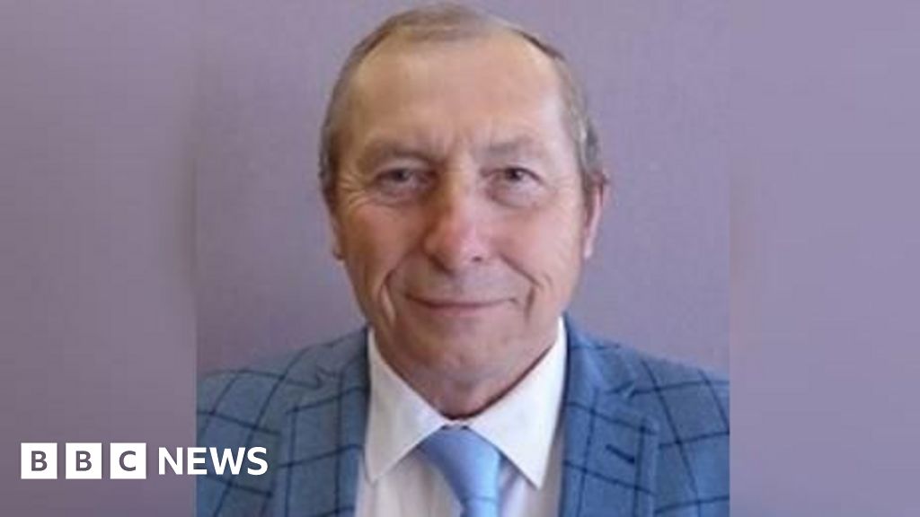 Durham councillor Ken Robson avoids suspension over 'racist meme' - BBC ...