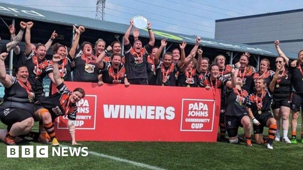 Workington Zebra Finches rugby team win title for second year - BBC News