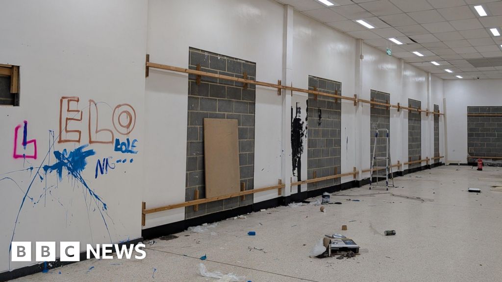 Vandals destroy South Shields art gallery days before opening - BBC News