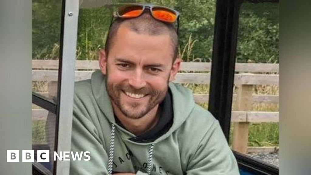 Tribute to motorcyclist who died in Ongar crash with car - BBC News