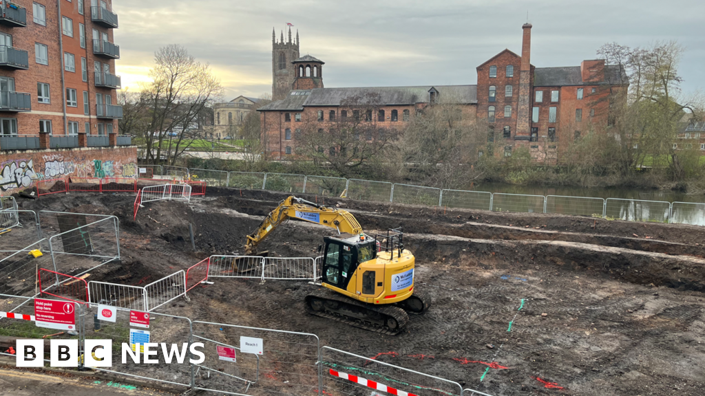 Second phase of Derby flood defence scheme hits 'key milestones'