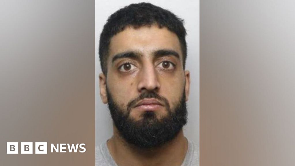 Sheffield: Man jailed for rape of woman in Darnall - BBC News