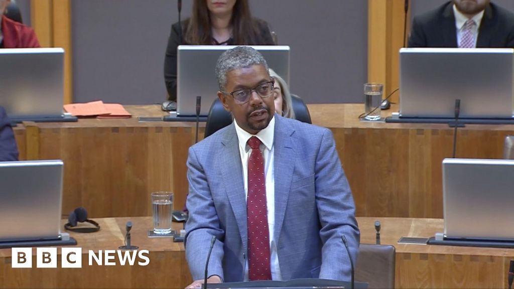 First minister Vaughan Gething on 'politically motivated' claims - BBC News